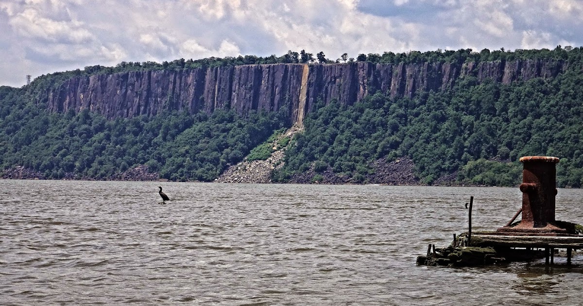 Russ Considine's Photo Art World: "Palisades Rock Slide Vu from ...