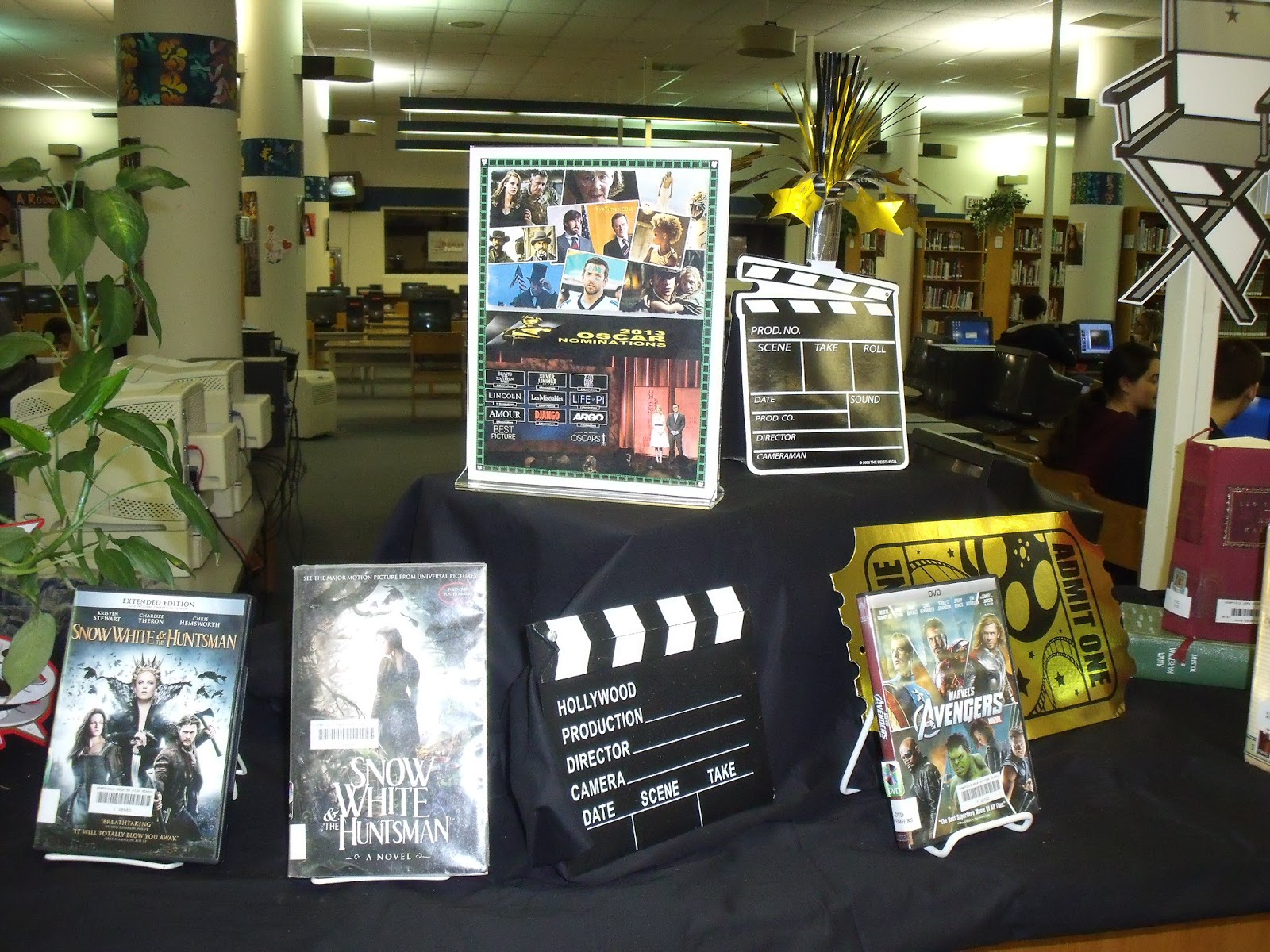 Well-Read in YA: YA Library Display Ideas
