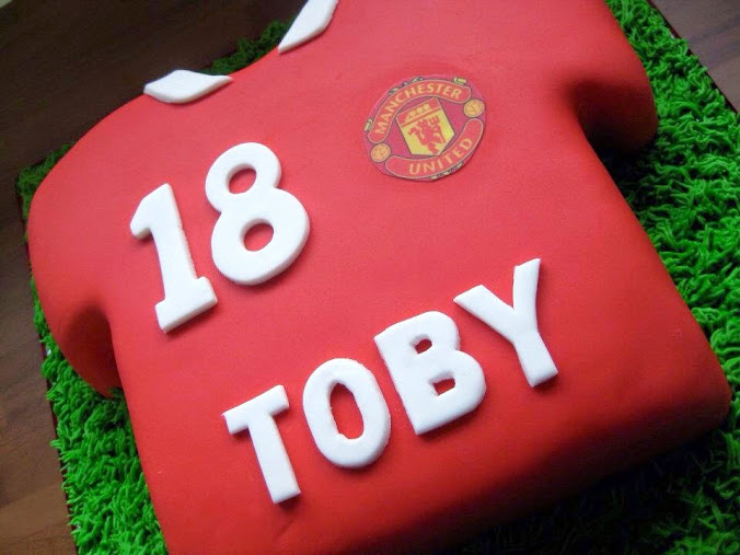 Football Shirt Birthday Cake