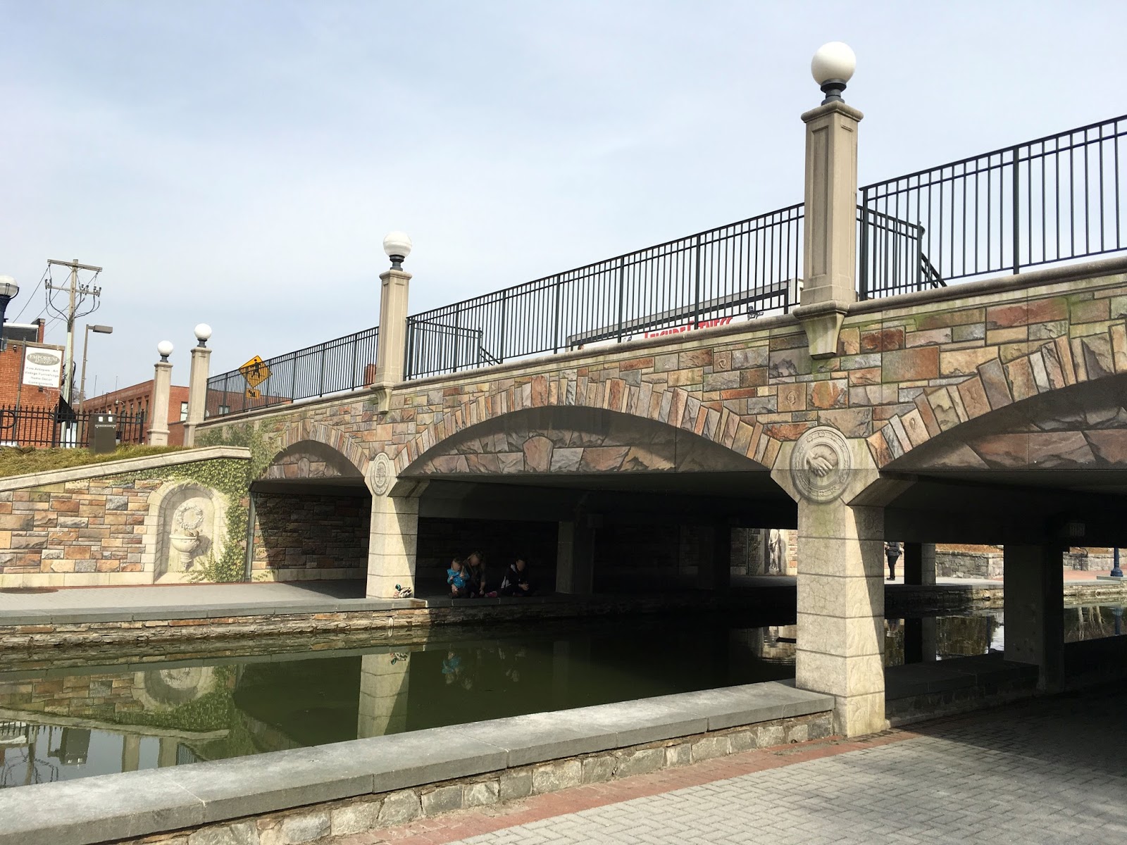 An English Girl Rambles from 2016 to ....: THE COMMUNITY BRIDGE FULL OF ...