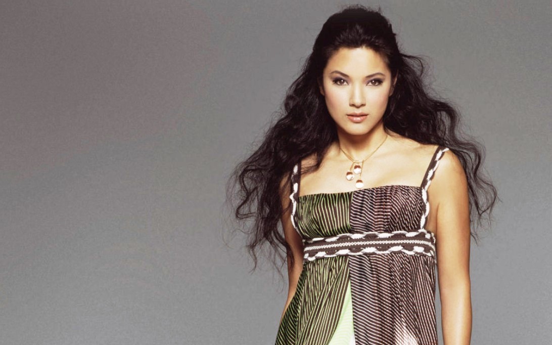 quastrin: Kelly Hu