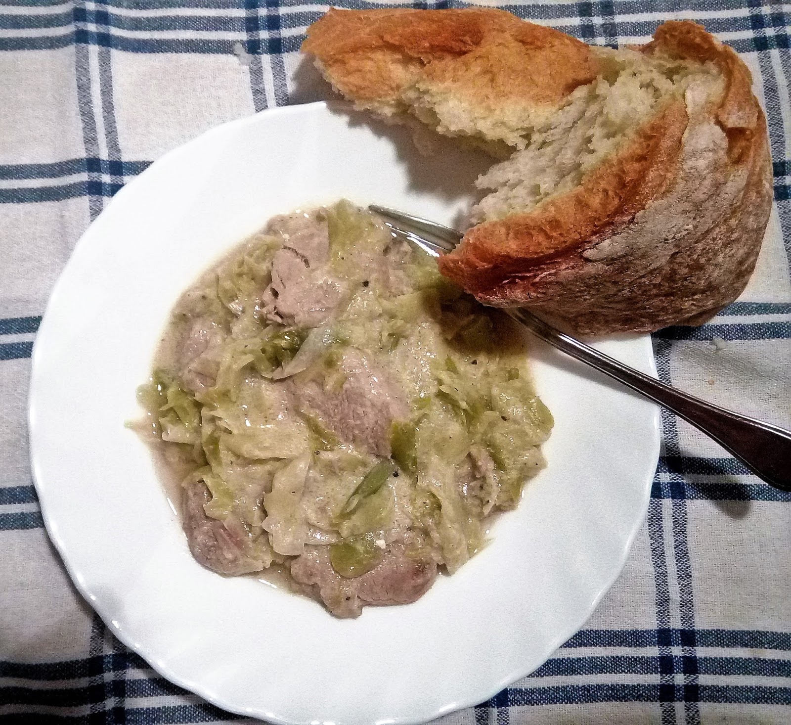 Tocana de Cuvinte: Porc cu praz, suc roz si ciocolata de la vaci