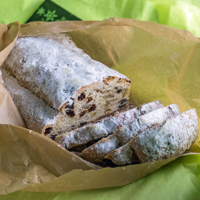 Cooking Weekends: Nattalia's Rum Stollen