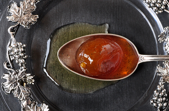 Confessions of a spoon: Goat cheese and candied kumquat sandwich