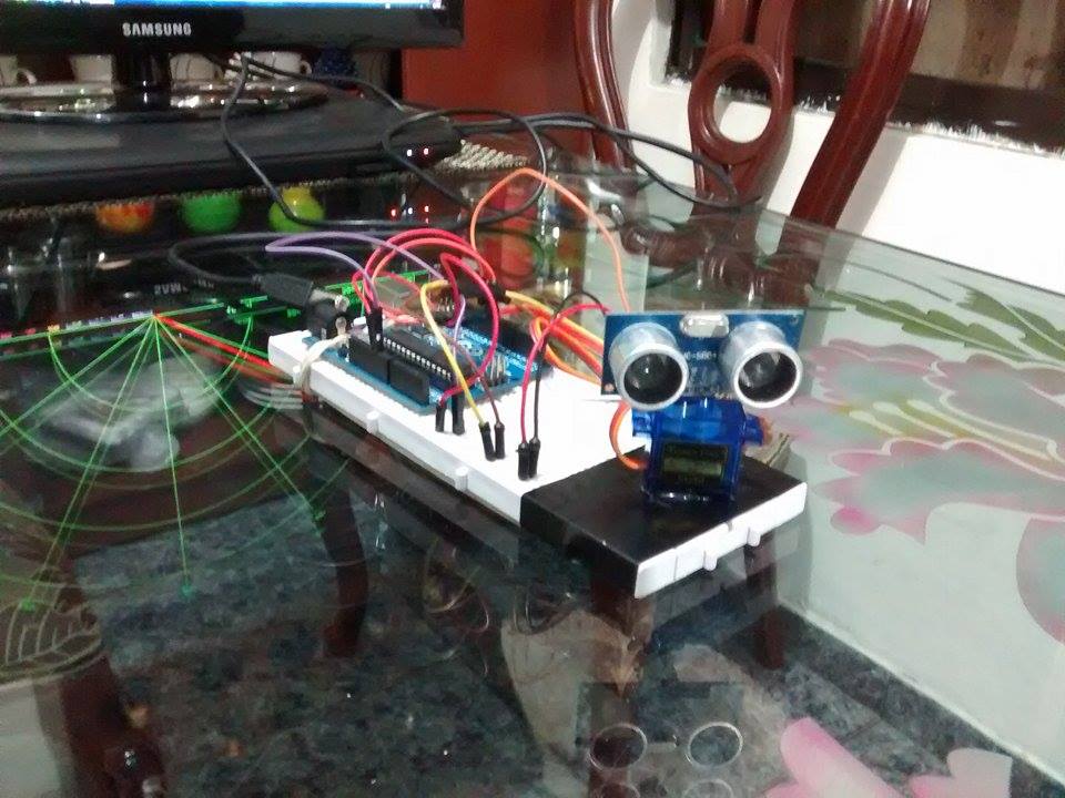 Programando en Arduino Uno (COM3): Laboratorio Final_Radar