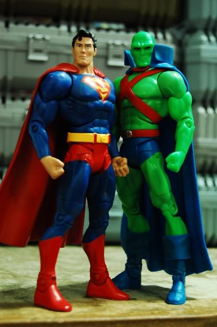 Joint Junkie: DCUC Martian Manhunter