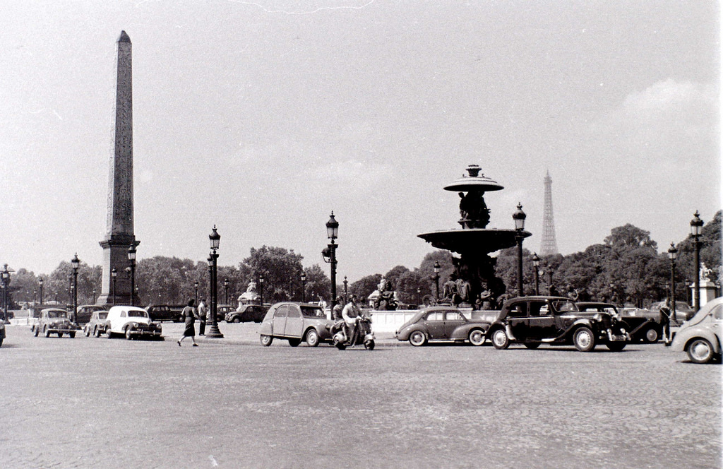 Paris in 1955 Through an Amateur Photographer's Lens ~ Vintage Everyday