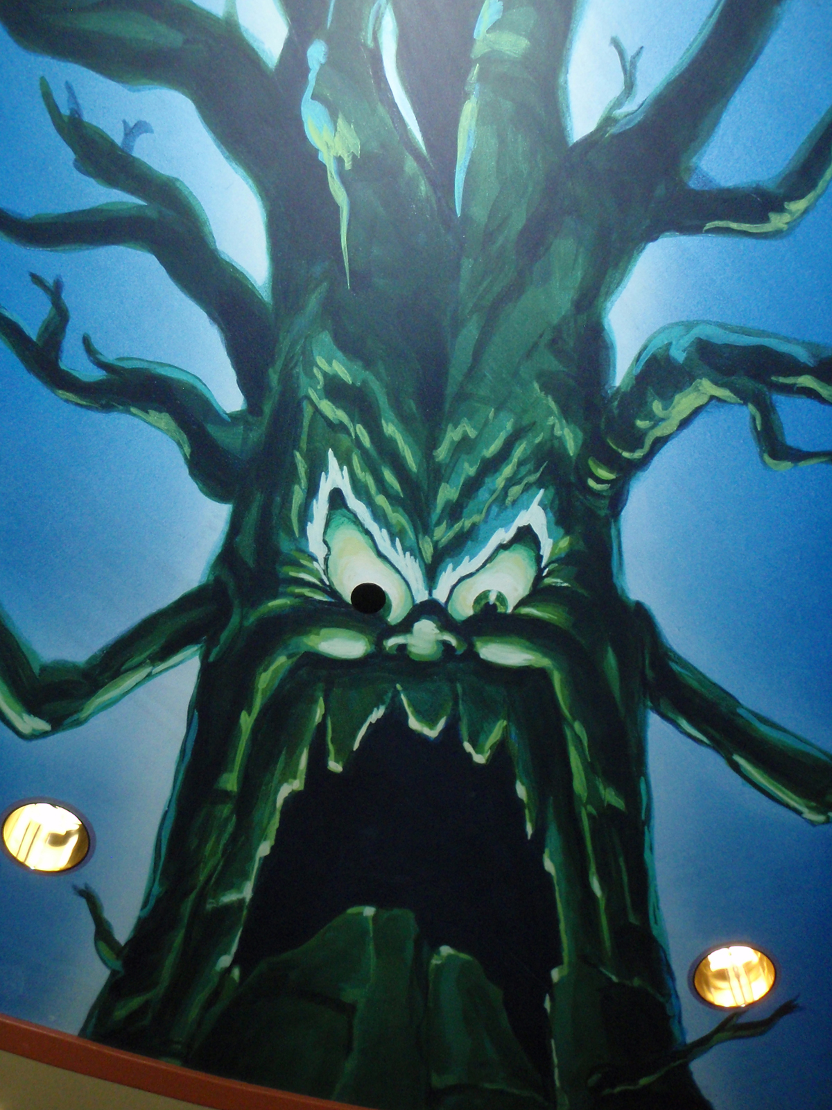 Filmic Light - Snow White Archive: Snow White at the "World of Disney ...