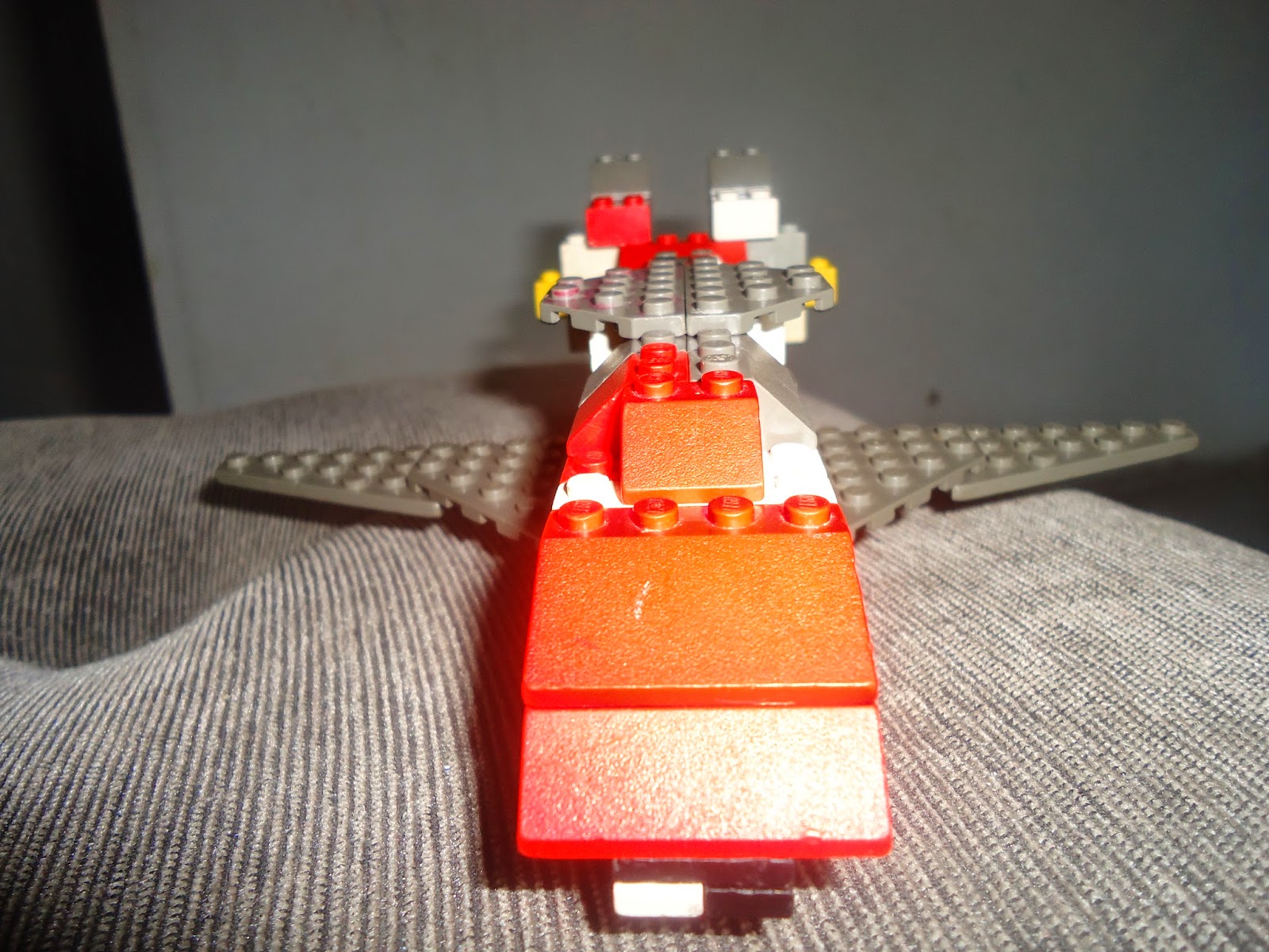 LEGOS® DO KLAUSS E DO AKBAR: F111 COM RADOME(RADAR NA PARTE DE CIMA)