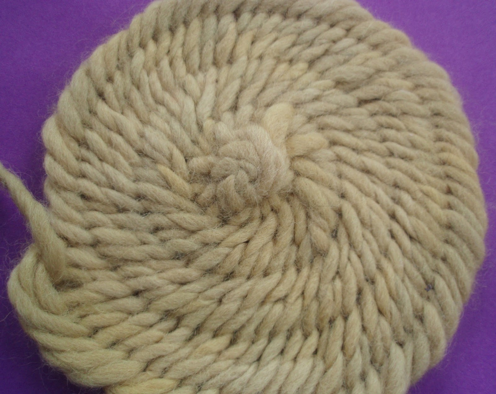 Petras textila resa: Nålbindningsprover- olika stygn, olika struktur ...