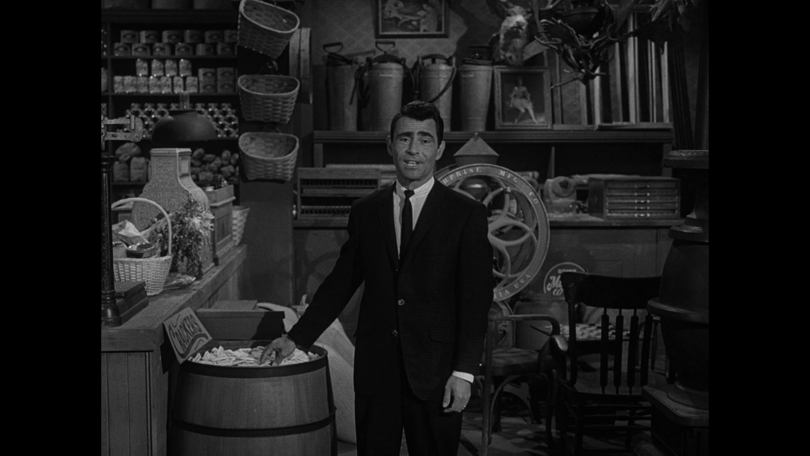 My Life in the Shadow of The Twilight Zone: TZ Promo: “Four O’clock” (4 ...