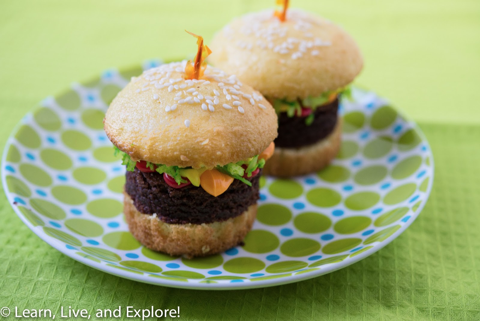 July Cupcake of the Month - Burger Cupcakes ~ Learn, Live, and Explore!