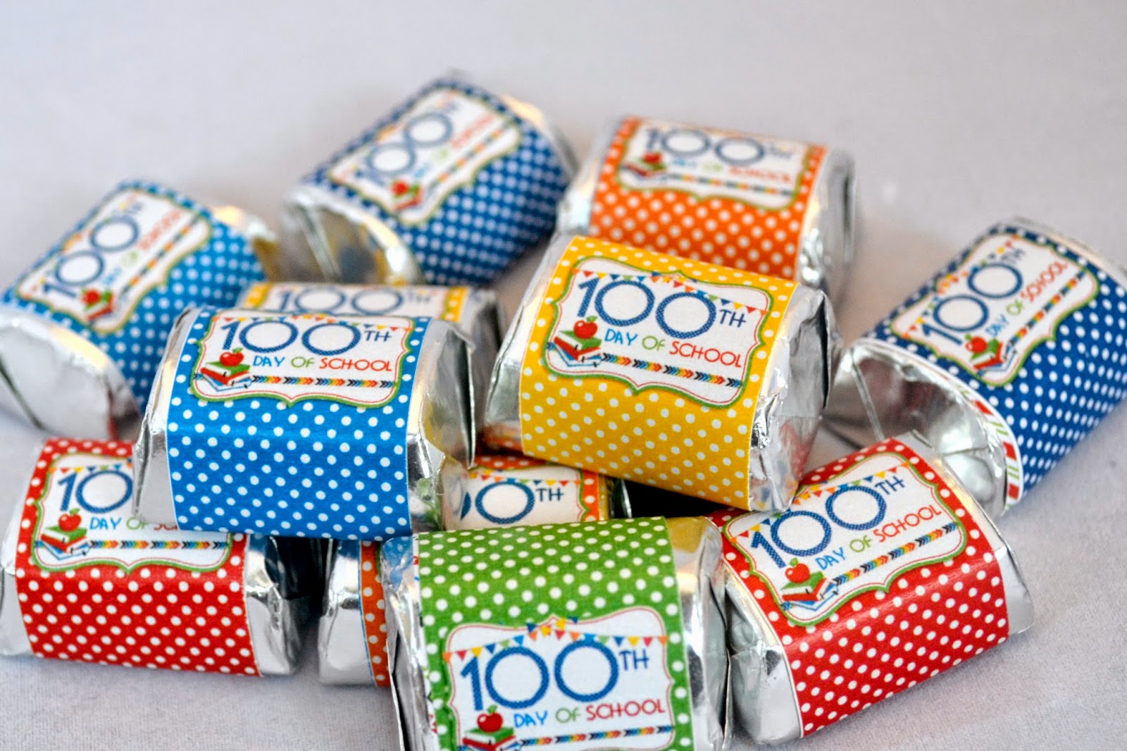 A-Manda Creation: 100th Day of School Party Printables