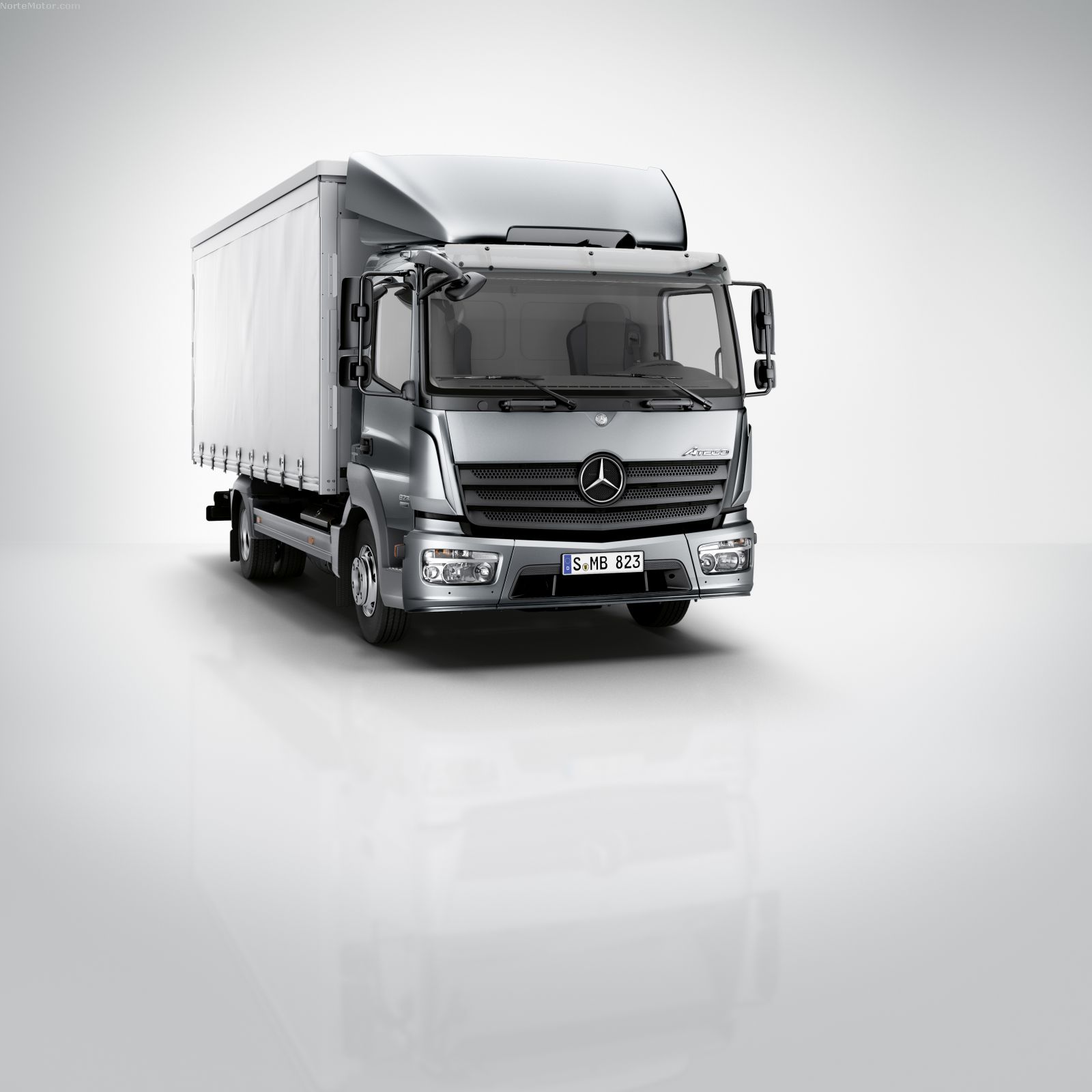 Revista Coche: Nuevo Mercedes-Benz Atego 2014