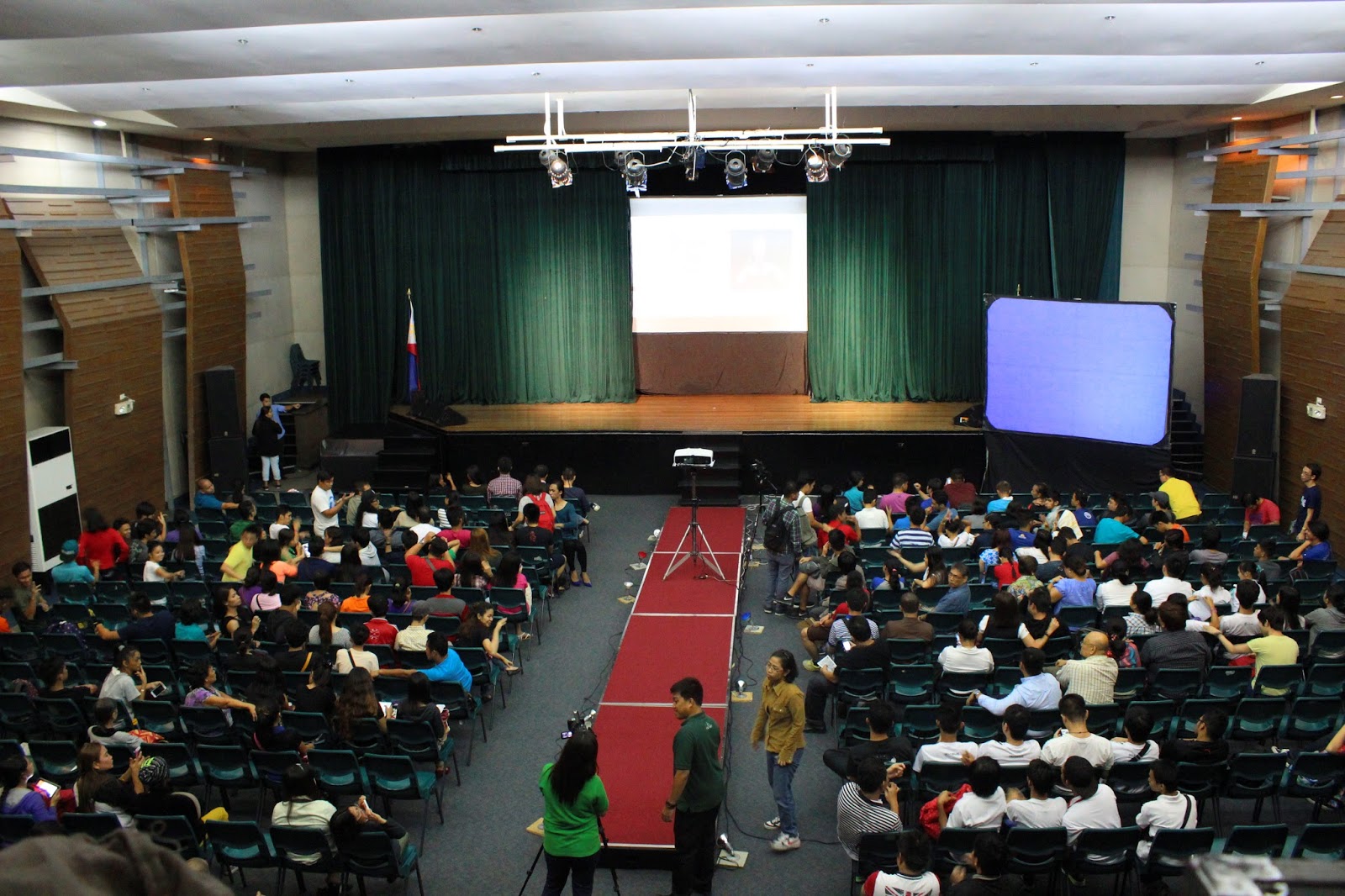 Deaf E-News: "APOLINARIO MABINI: The Sublime Paralytic" Premiere