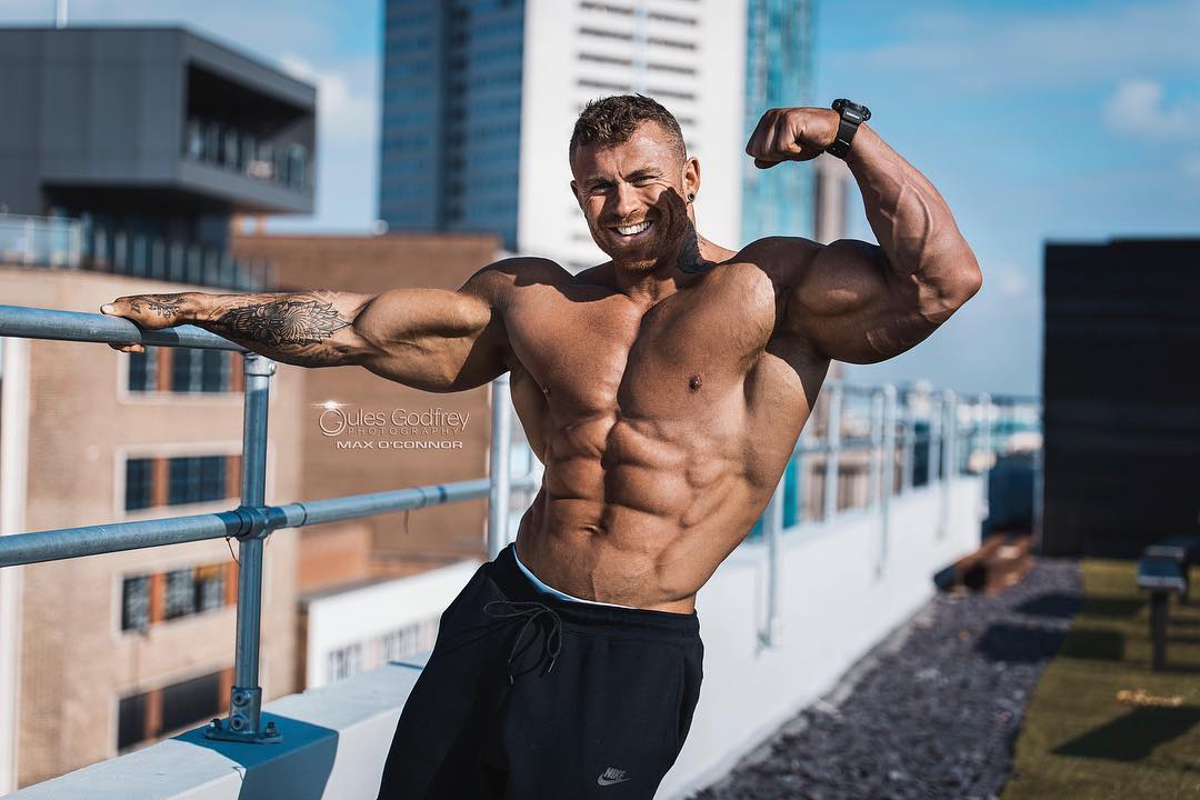 LA PERFECTION FAITE HOMME