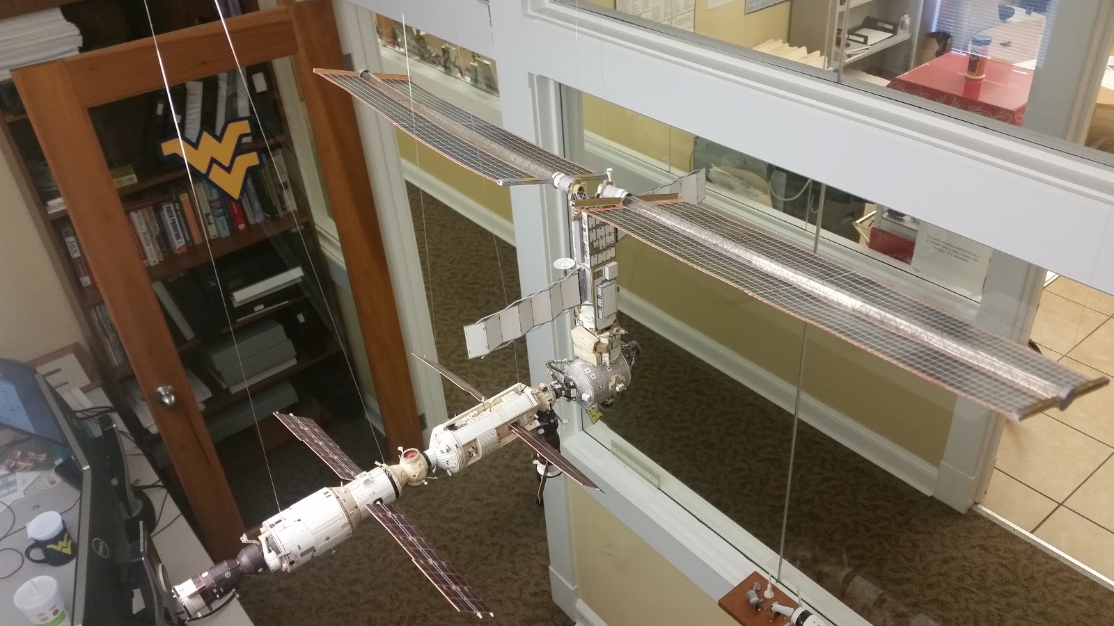 A"Mays"ing Papercraft: ISS "Power Up!"