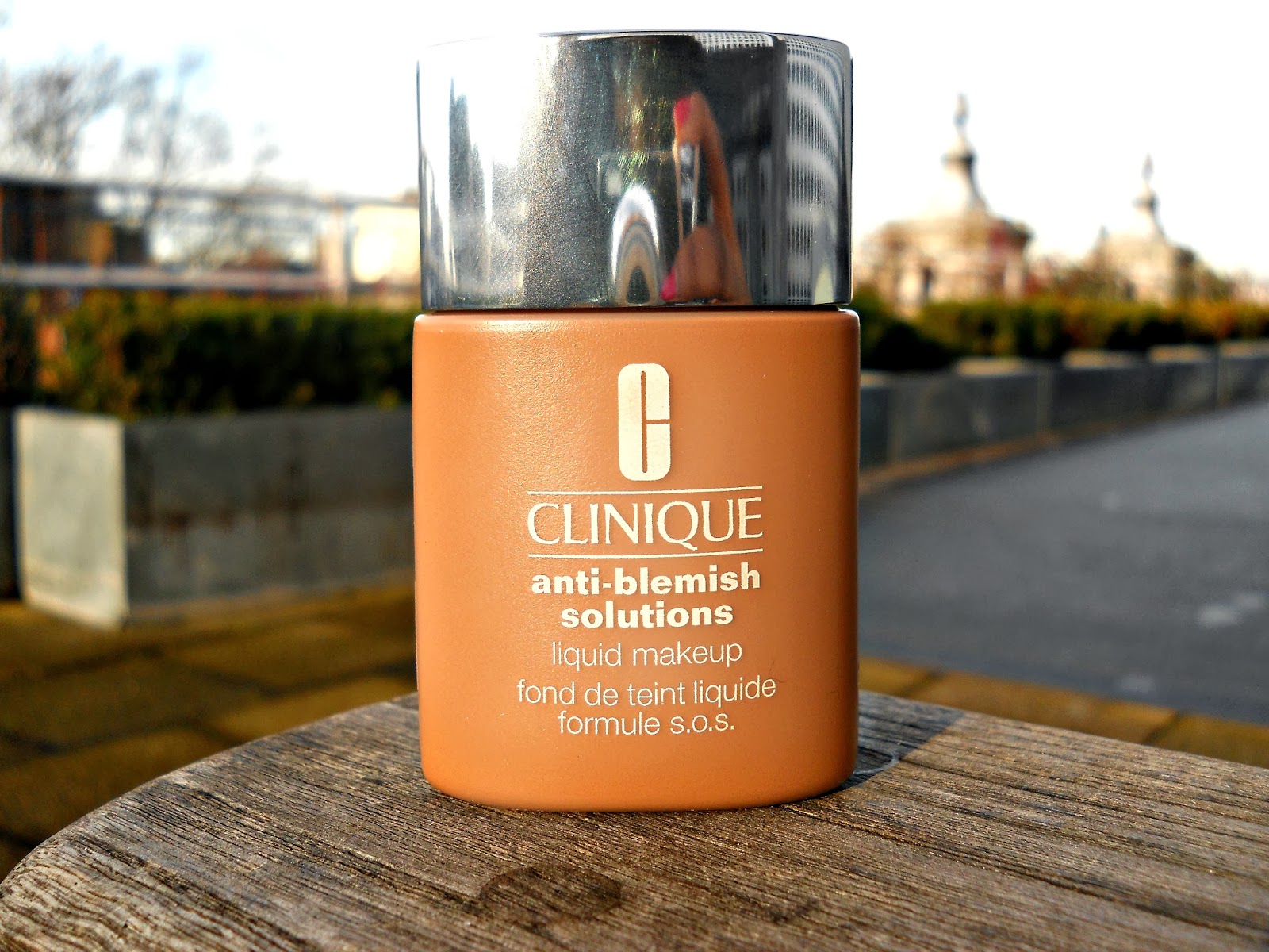 FashStyleLiv: Clinique Anti-Blemish Foundation Review in (Fresh Golden)