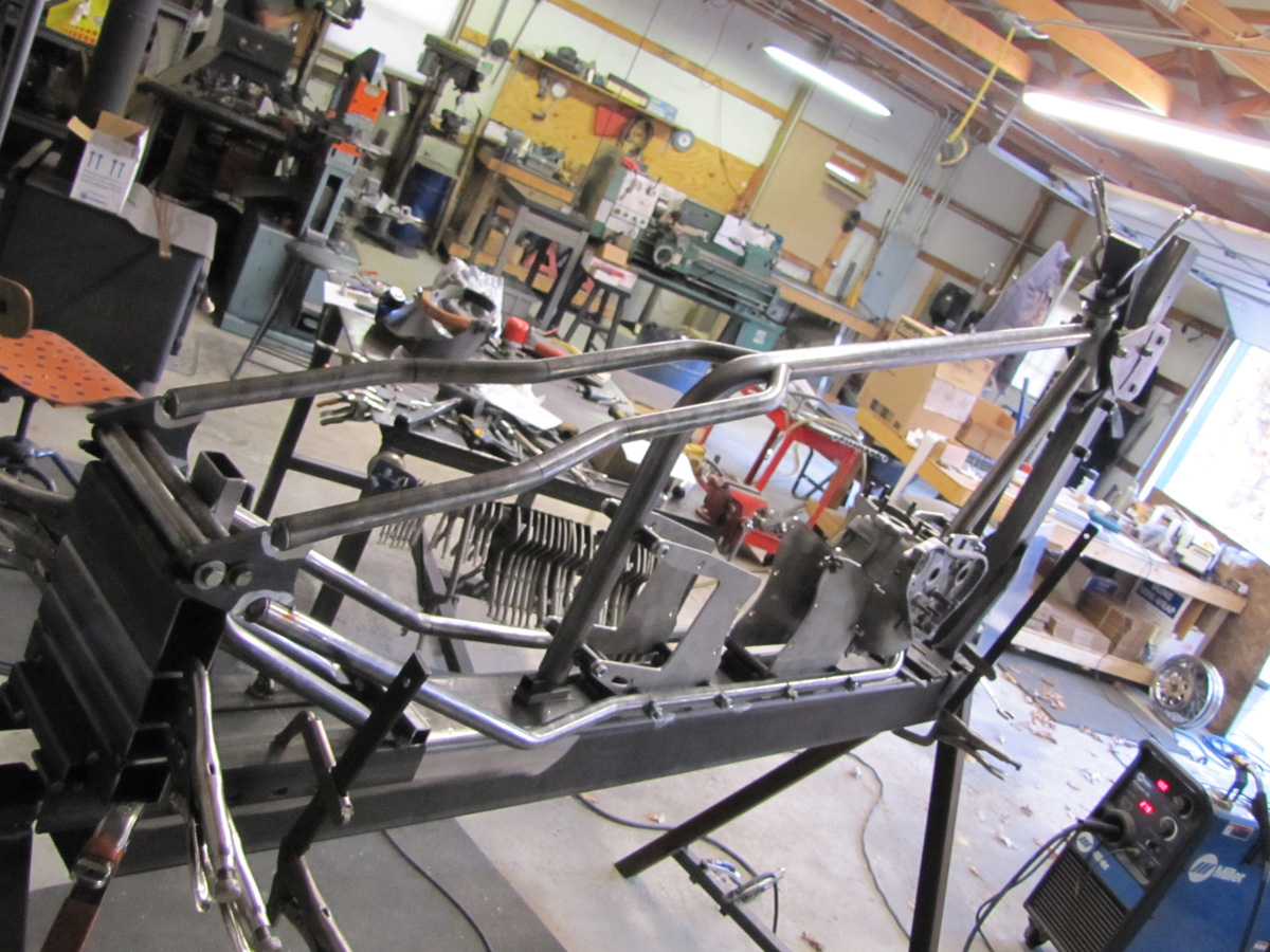 Milwaukee Murderer: Dual Engine Triumph LSR Build Thread | Jockey ...