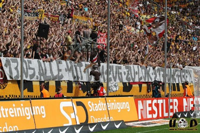 .::Sportlich-Elegant::. - Photo-Video-MatchReports | Ultras, Tifo ...