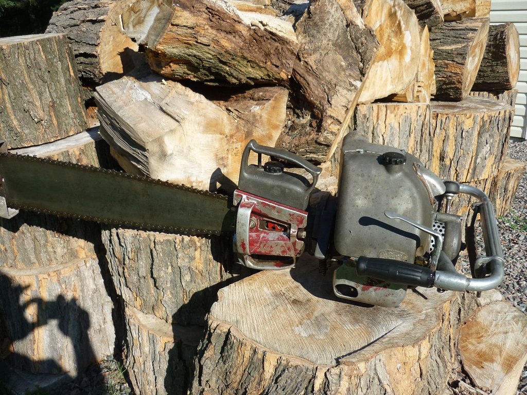 VINTAGE CHAINSAW COLLECTION: PM REDHEAD.