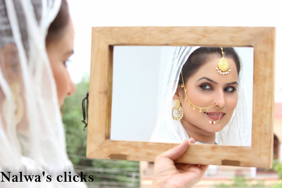 Actress Raj Dhaliwal