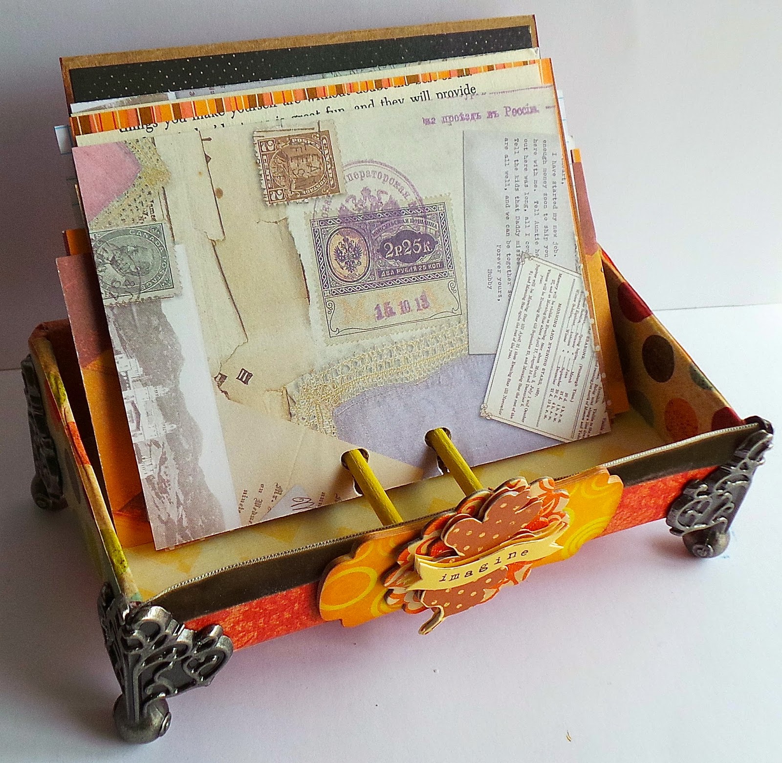 Creative Addiction to Paper: Fall Back Junk Journal Rolodex Holder