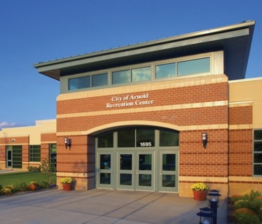 Play St. Louis: Arnold Rec Center Outdoor Pool, Arnold