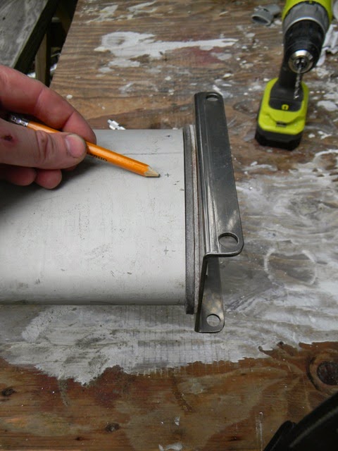 Ericson 25, Oystercatcher: Spars, Mast Hinge, Part 10: Installing Top ...