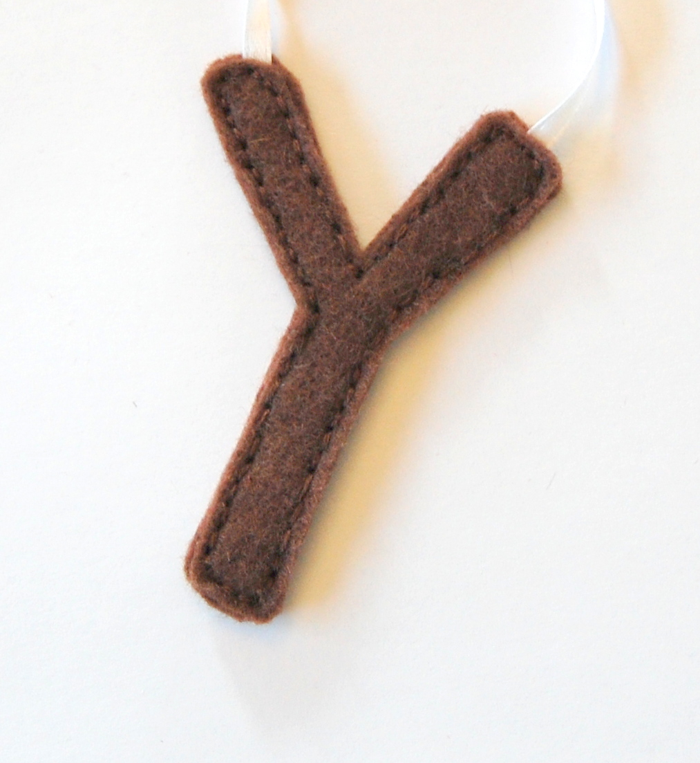 "C" is for Crafty: Felt Jesse Tree Ornaments Continued