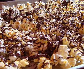 It's Written on the Wall: 116 Popcorn Recipes for Slumber Parties ...