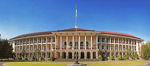 Tahukah Anda Bangunan Pertama Dengan Desain Arsitektur Modern di ...