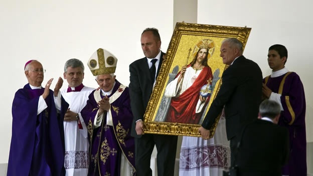 ADVENIAT: El Papa regala un cuadro de Cristo Rey al Santuario de Guanajuato