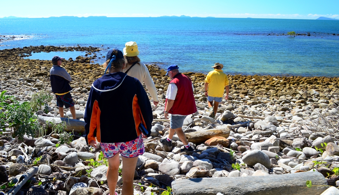Once Around The Block - Sailing with ALANA ROSE: Still at the Newry Islands