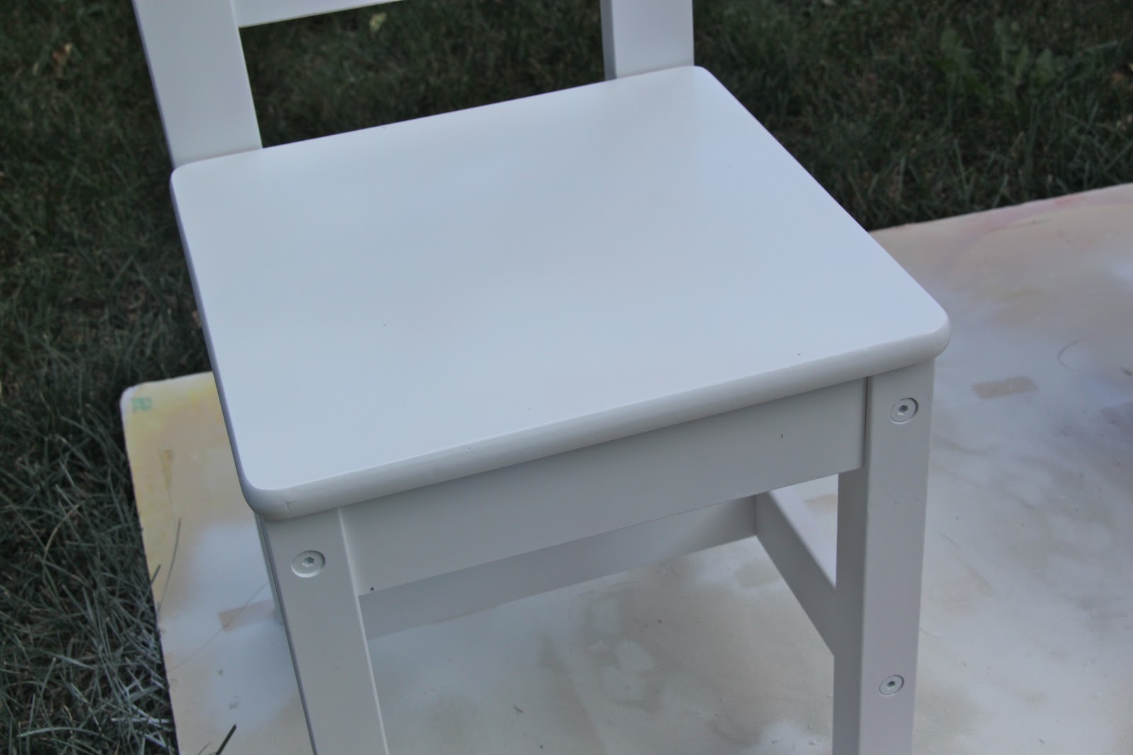 How to Paint Ikea Laminate Furniture-TUTORIAL - Smashed Peas & Carrots
