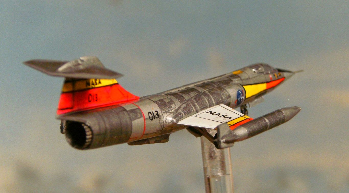 Happyscale-Modellbau: North American XB-70 Valkyrie & Lockheed F-104N ...