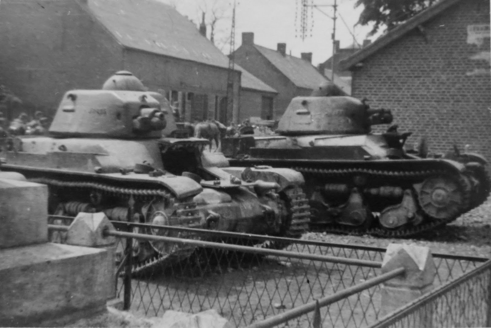 World 1900 - 1950: Renault R35