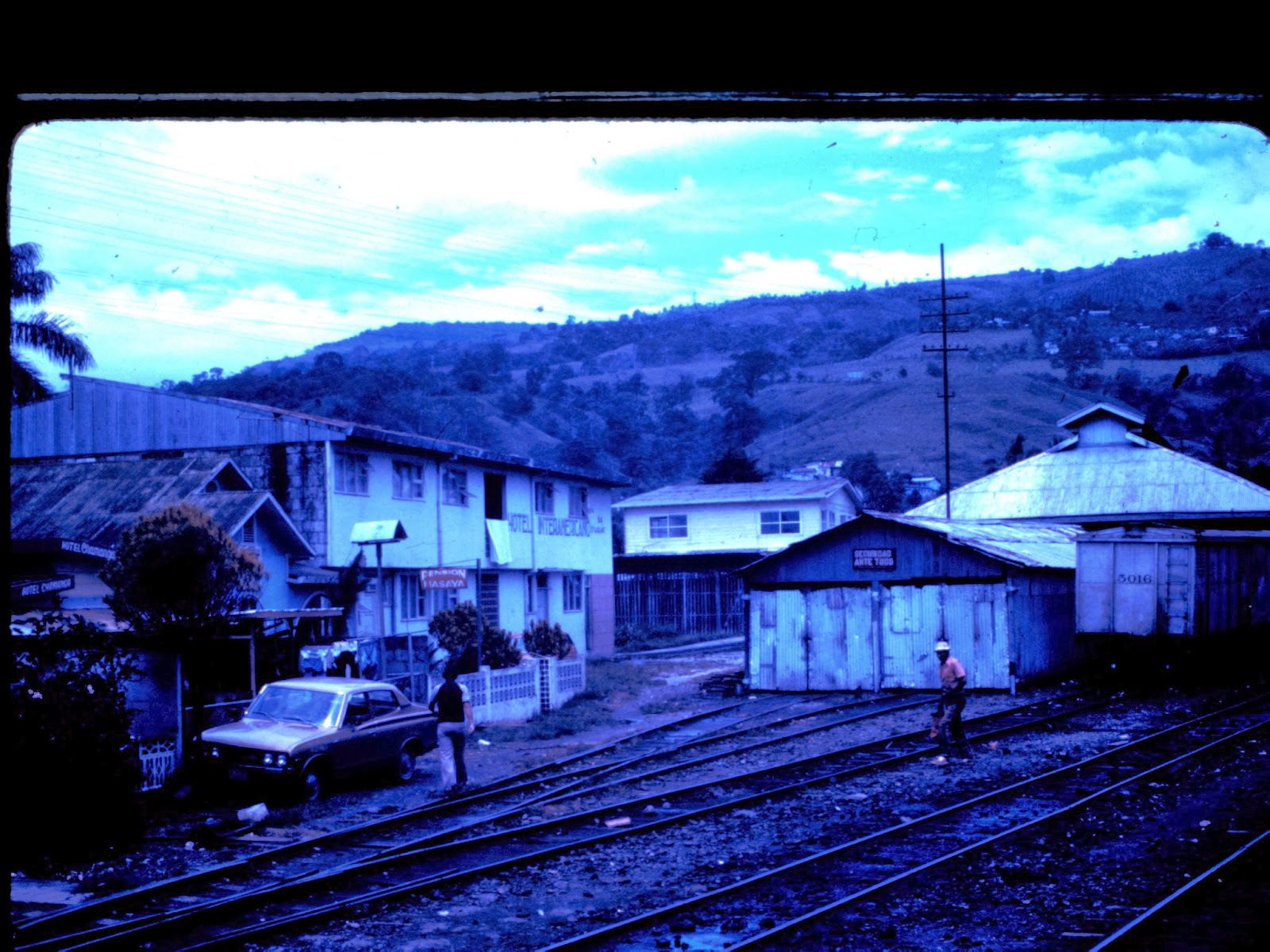 Costa Rica 1977 SBT=StoneBearTracks: Costa Rica Jungle Train to Limon ...