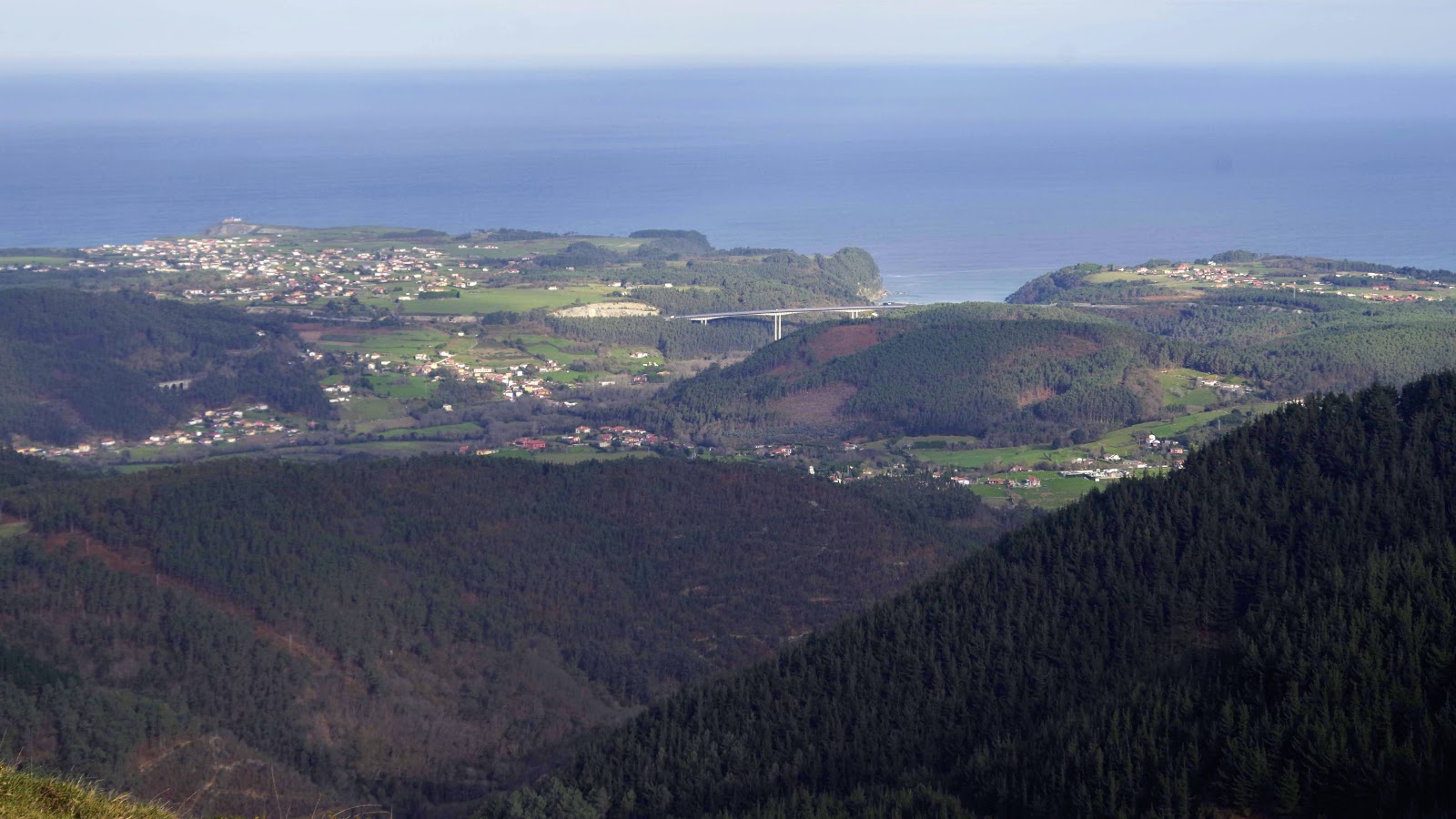 A lo bouzo: Llan de Cubel [Cudillero]
