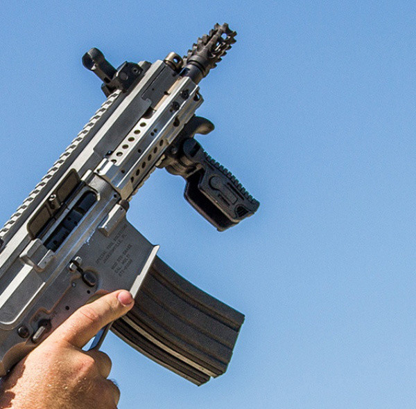 Defensa y Armas: junio 2015