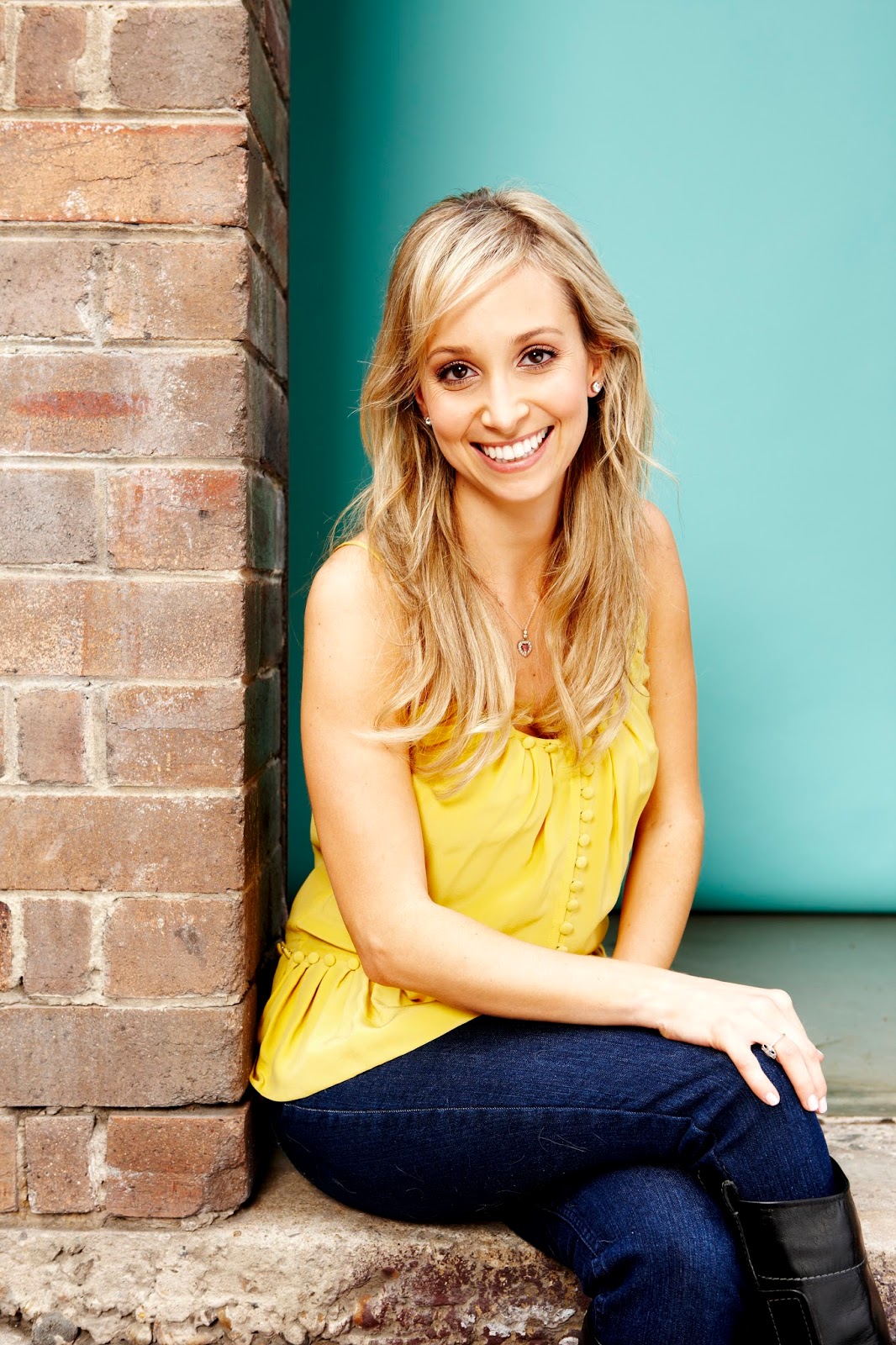 Kids' Book Review: Guest Post: Dr Lisa Chimes