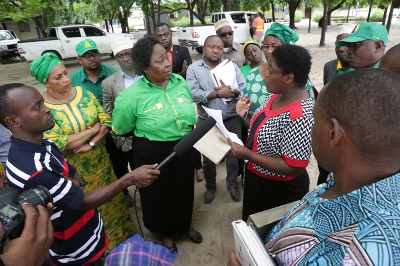 ZIARA YA MWENYEKITI WA CCM MKOA WA DAR ES SALAAM KATE KAMBA, KUKAGUA ...