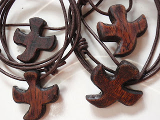 Colgante cruz de Taizé