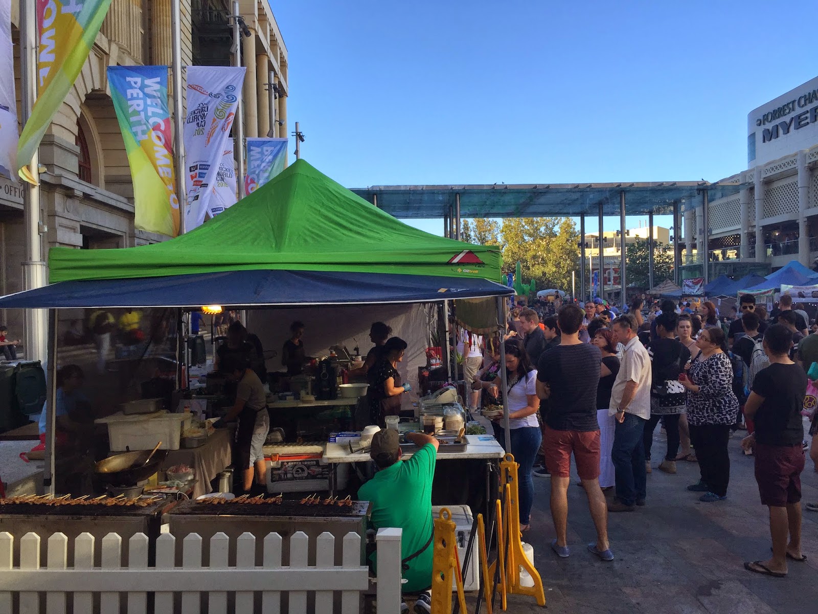 food+road trip: Twilight Hawkers Market @ Perth, Australia.