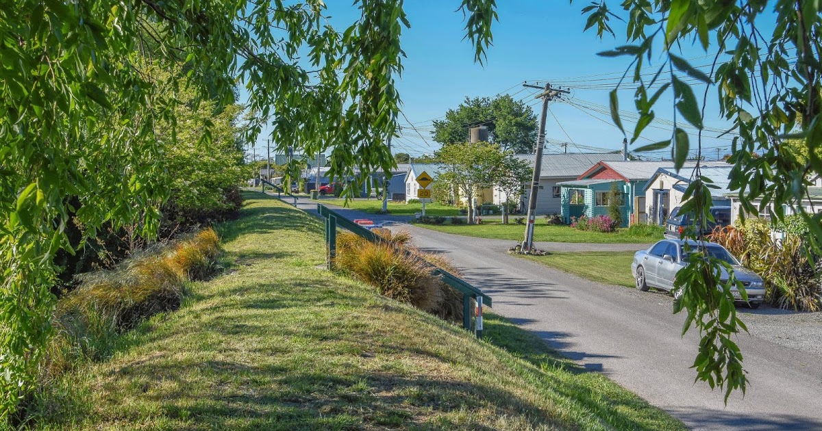 Paws Awhile: Selwyn Huts