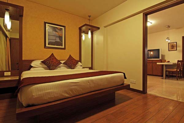 Grand Residency 4 star hotel Bandra