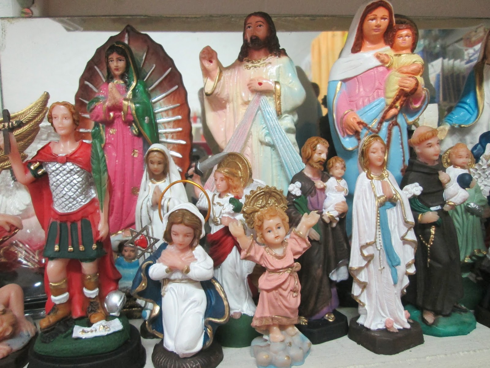 Santeria 7 Colores: imágenes de santos católicos