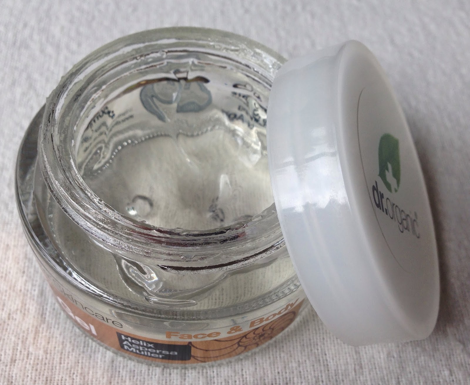 Dr Organic Snail Gel | I Am Fabulicious