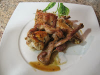 Mis recetas de cocina: Pollo y conejo al ajillo con aroma montañés