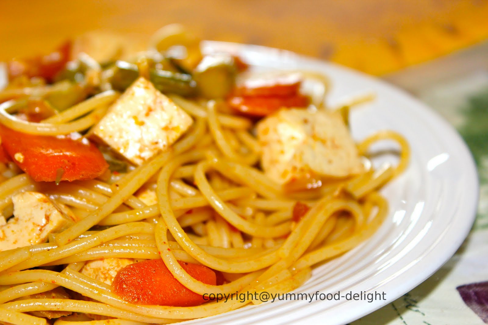 Yummy Food Delight.....!!!: Sphagetti with stir fried vegetable n tofu